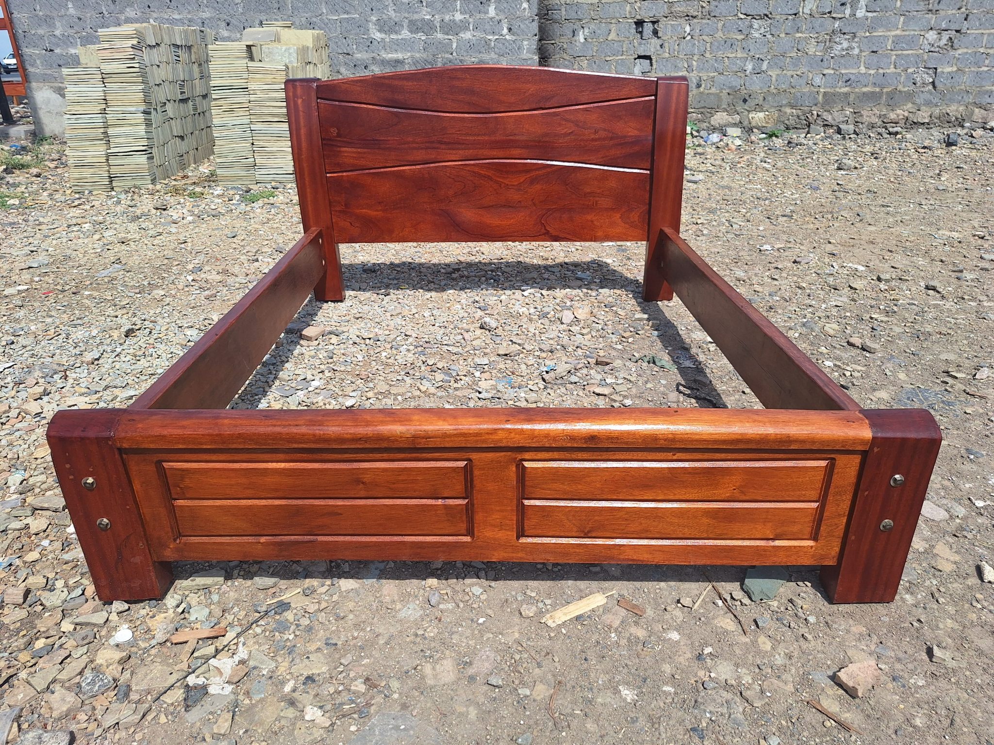 6x6 Mahogany Bed | Strong and Timeless Mahogany bed